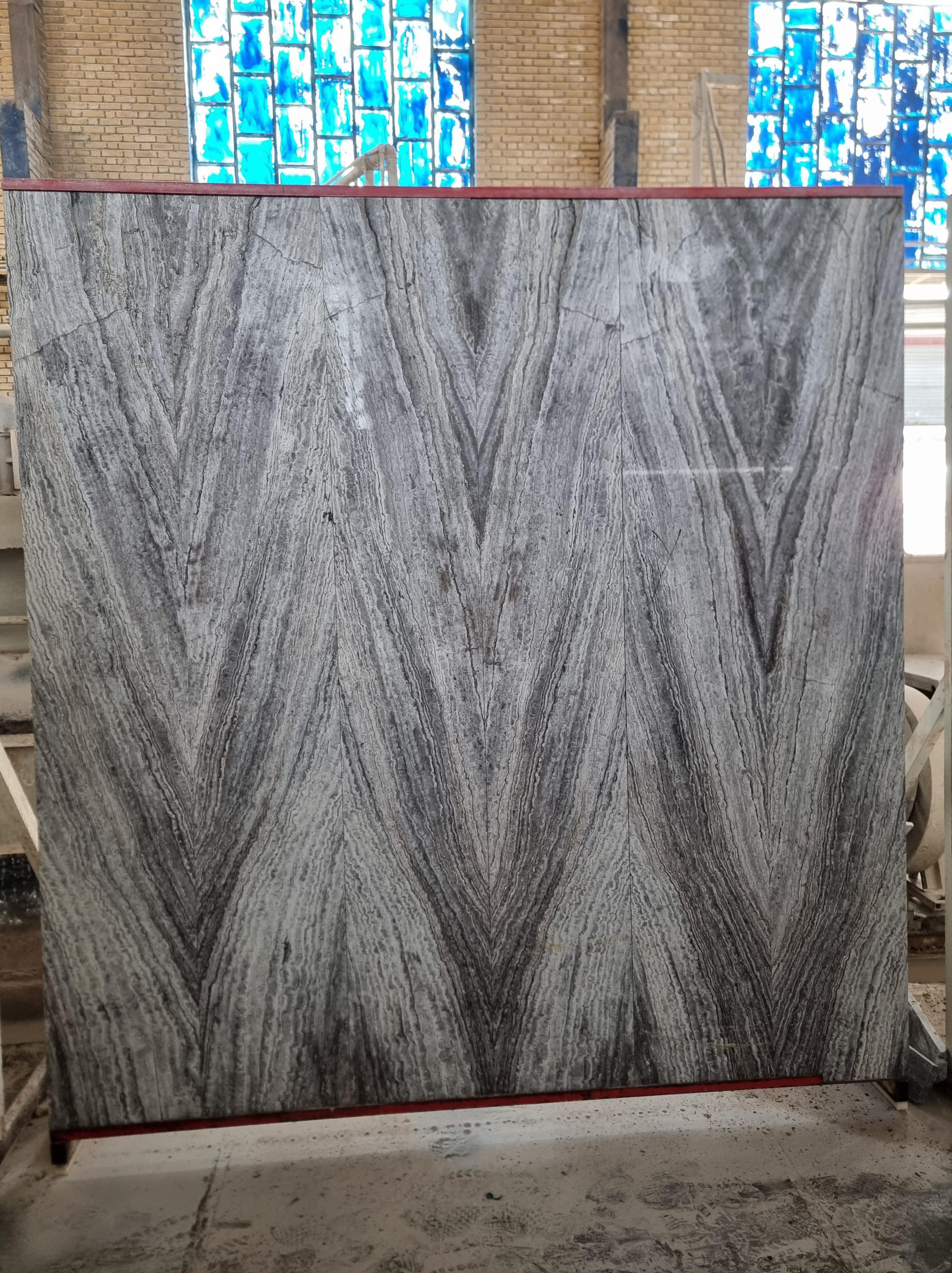 Silver travertine stone - an economical option for construction - UP STONE