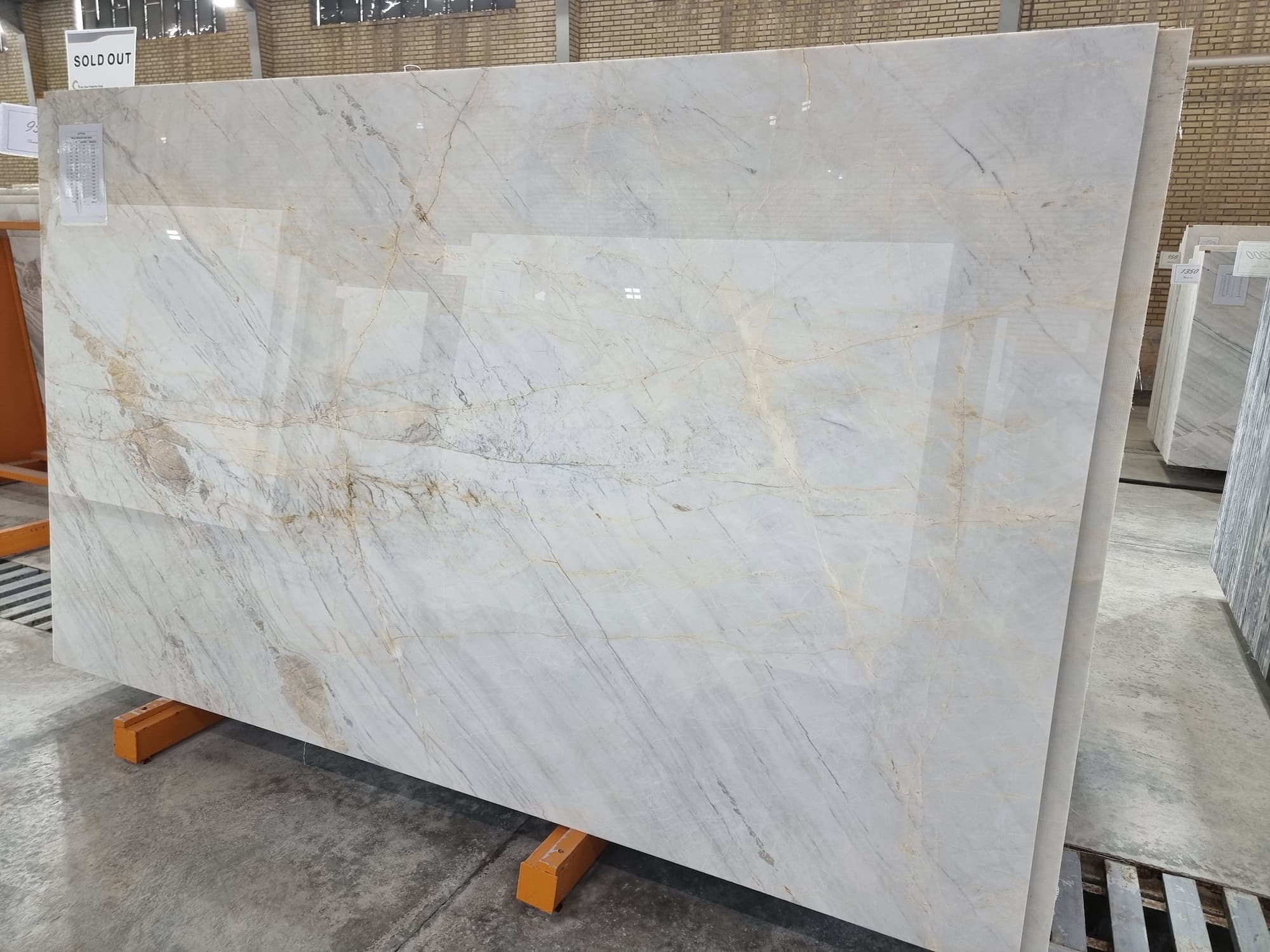 White marble cladding stone - UP STONE