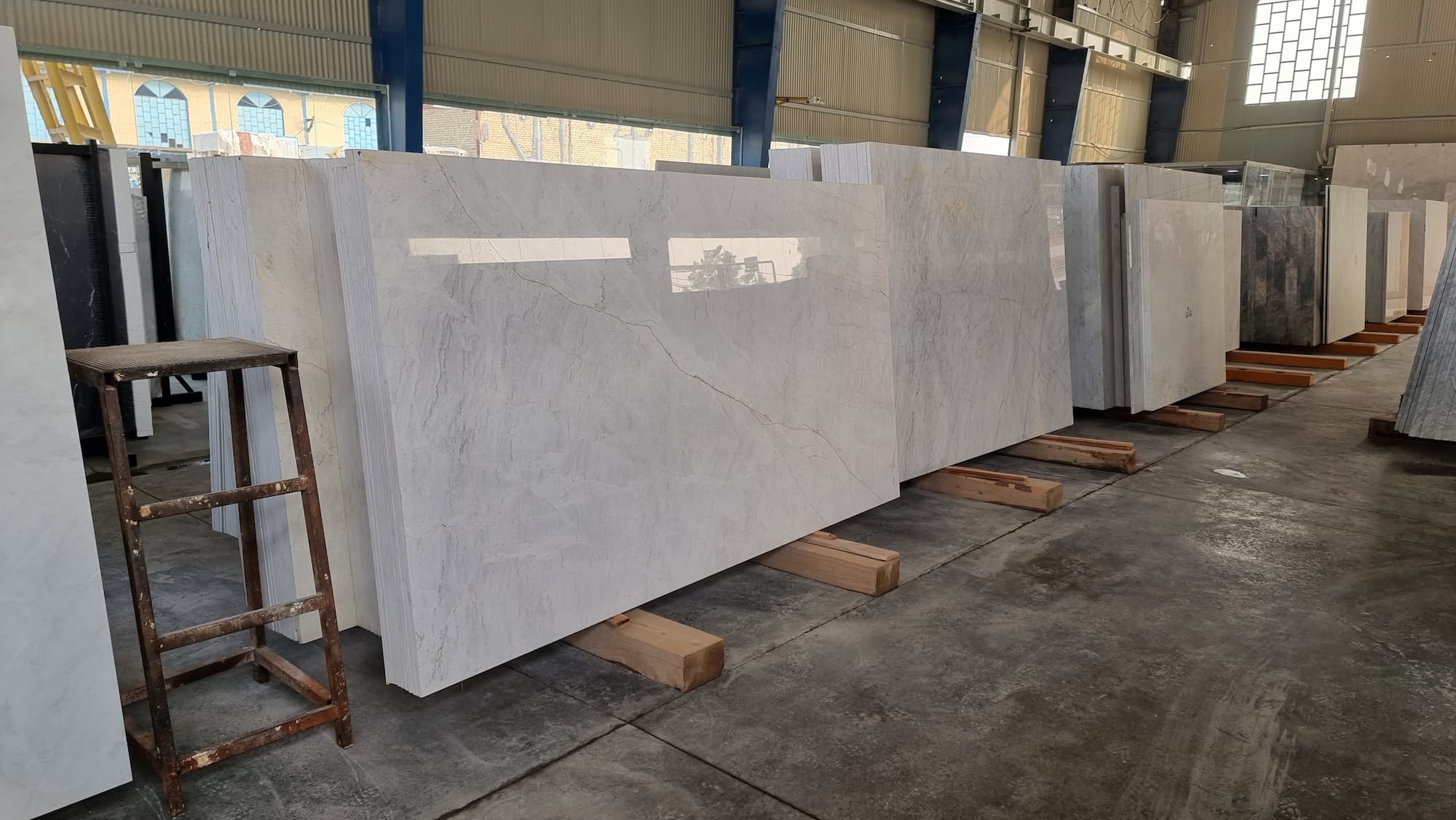 White marble cladding stone - UP STONE